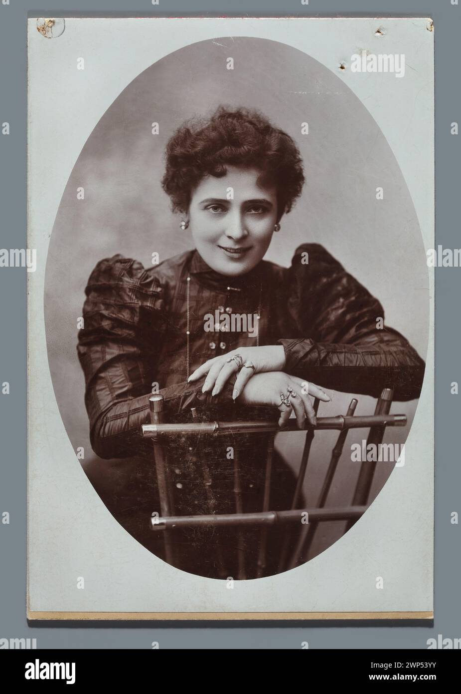 Maria Federowicz is depicted around 1900 in a portrait including ...