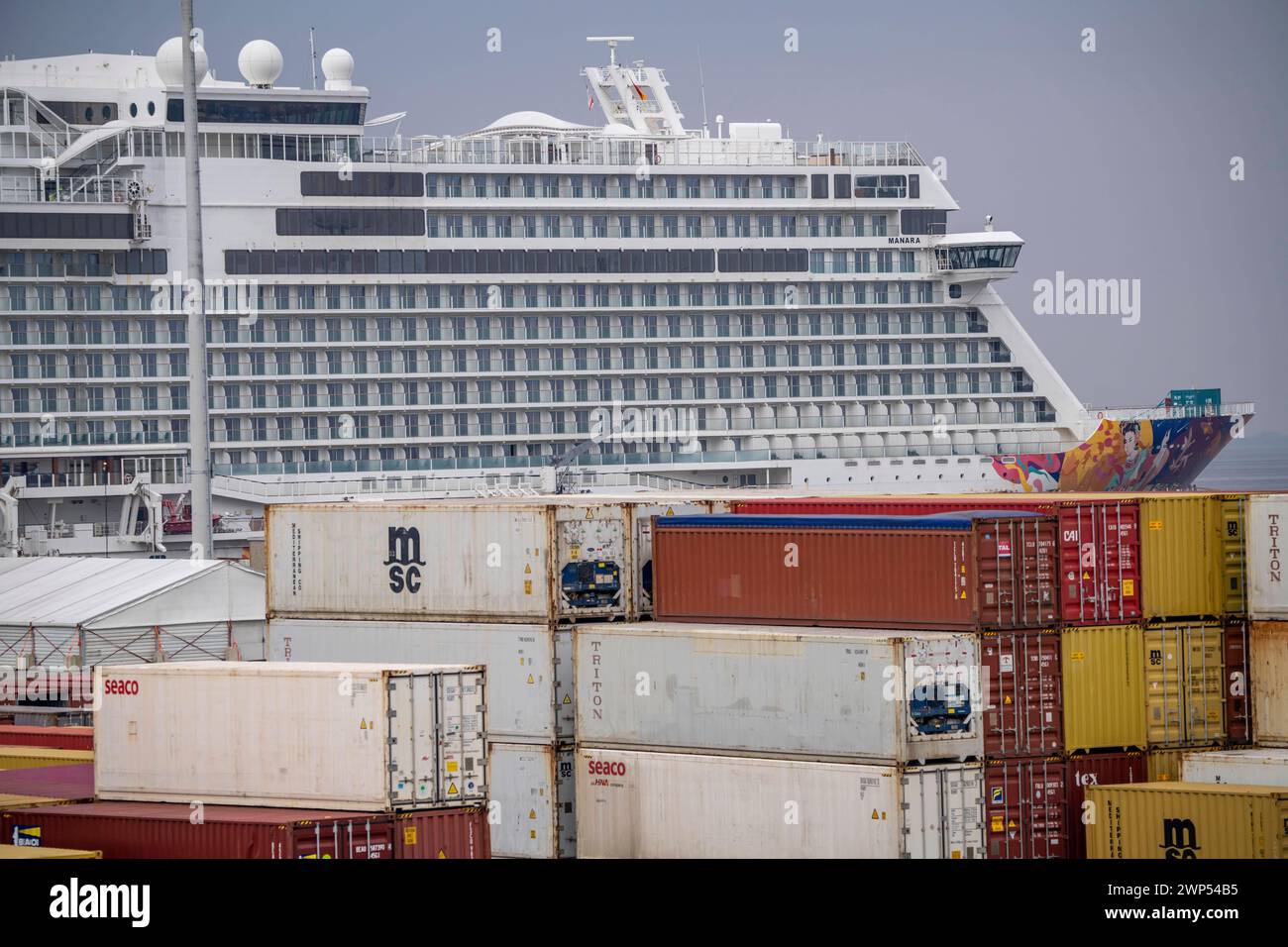 Containerterminal im Seehafen Bremerhaven, Eurogate Container Terminal ...