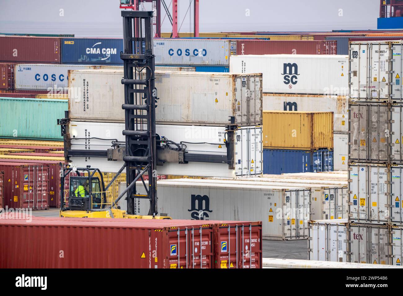 Containerterminal im Seehafen Bremerhaven, Eurogate Container Terminal ...