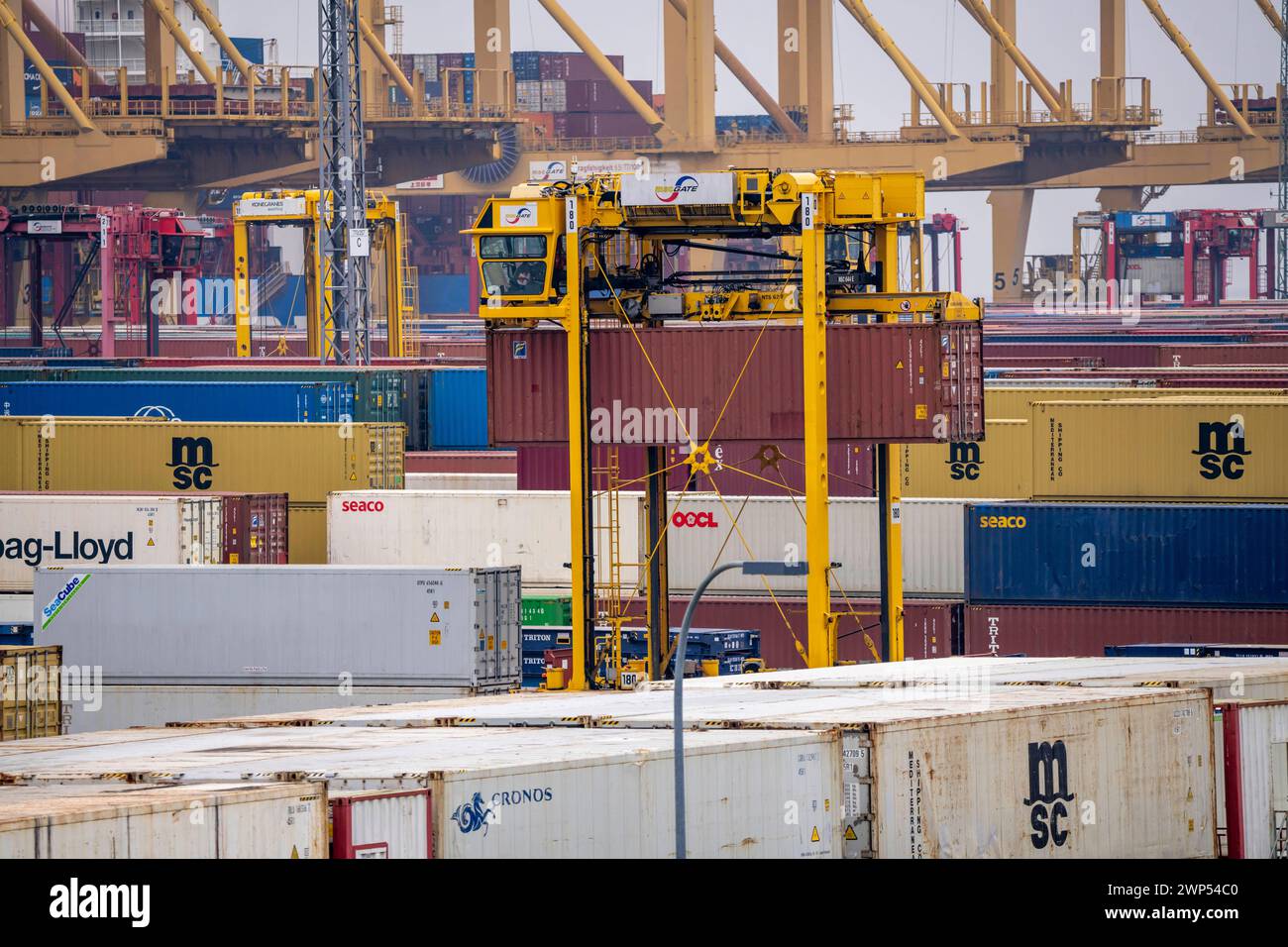 Containerterminal im Seehafen Bremerhaven, Eurogate Container Terminal ...
