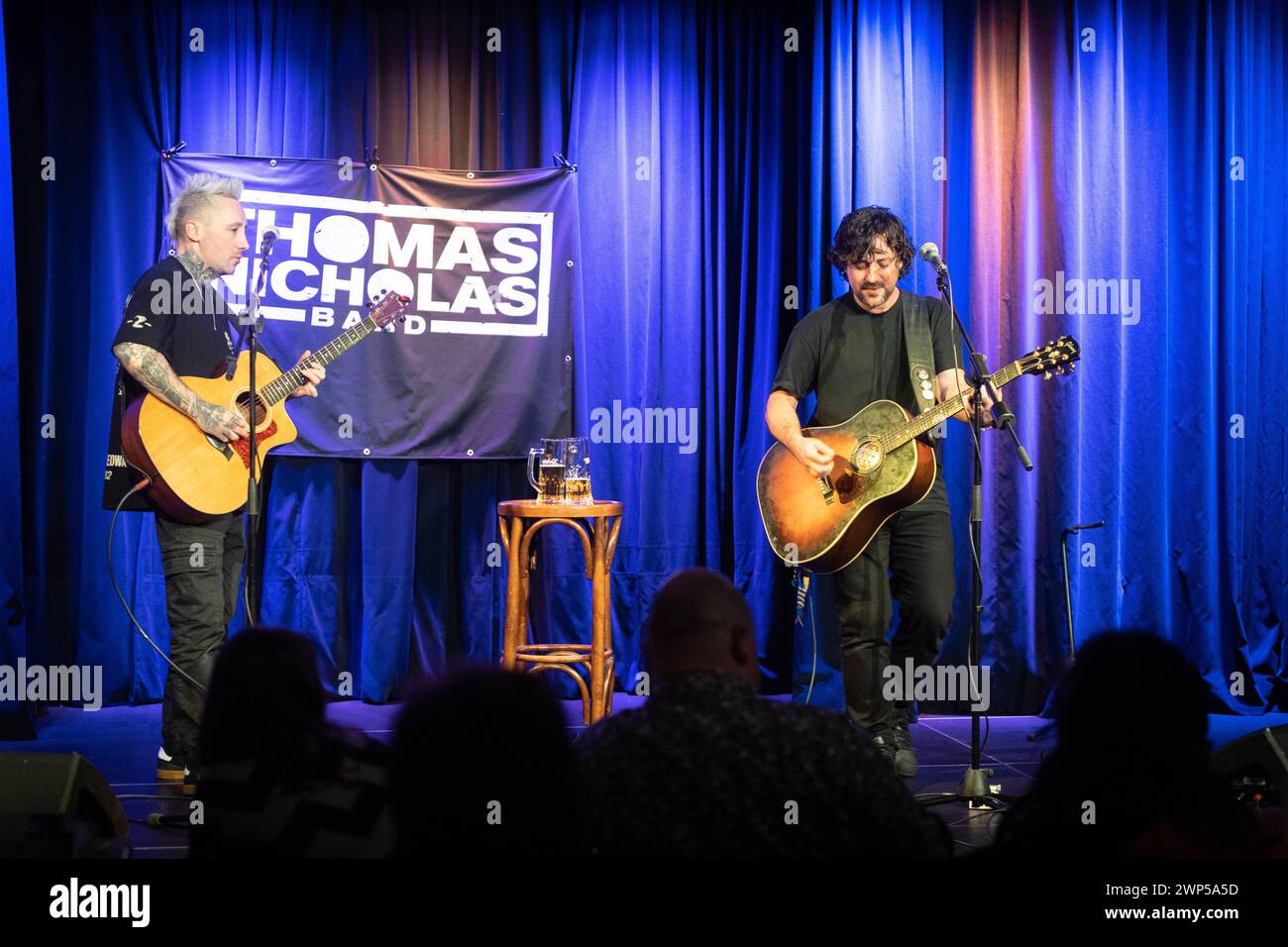 Thomas ian nicholas band hi-res stock photography and images - Alamy