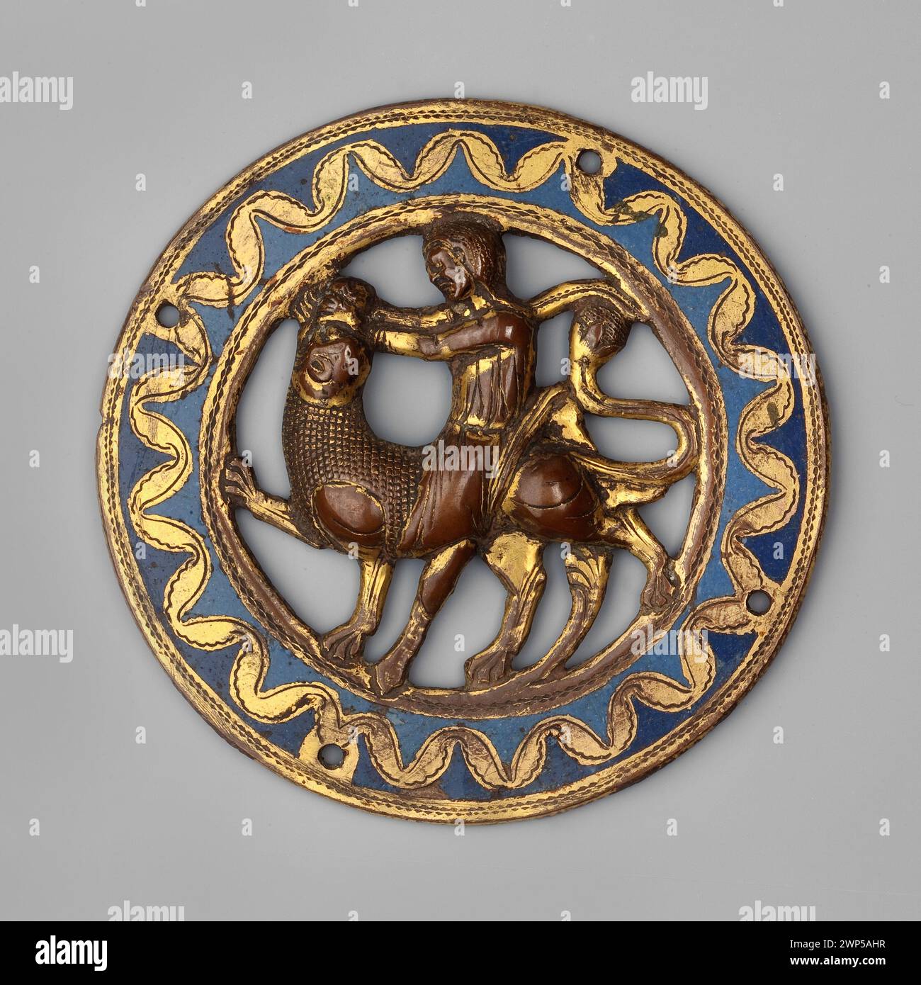 Samson fighting lion hi-res stock photography and images - Alamy
