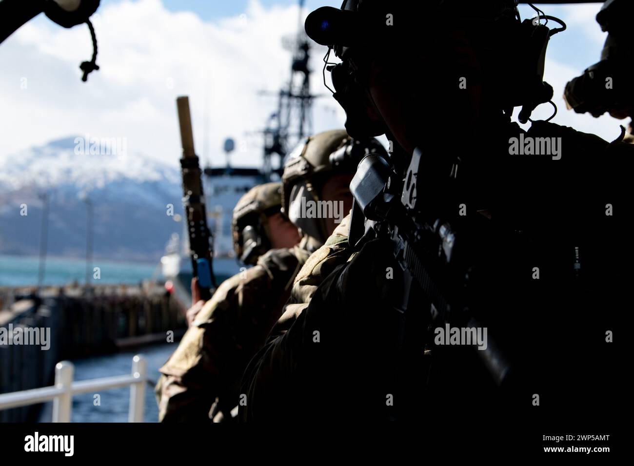 U.S. East Coast-based Naval Special Warfare Operators (SEALs), U.S ...