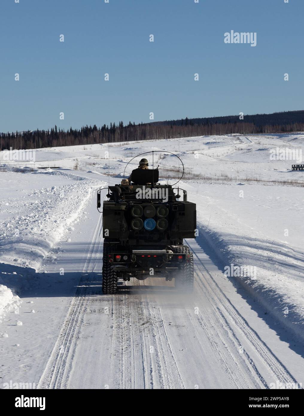 U.S. Marines with Fox Battery, 2nd Battalion, 14th Marine Regiment, 4th ...