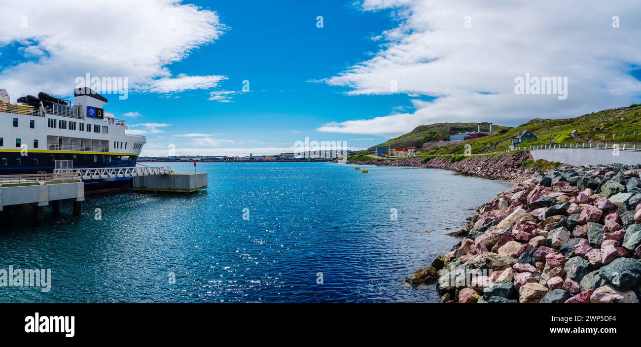 Newfoundland travel scenery hi-res stock photography and images - Alamy