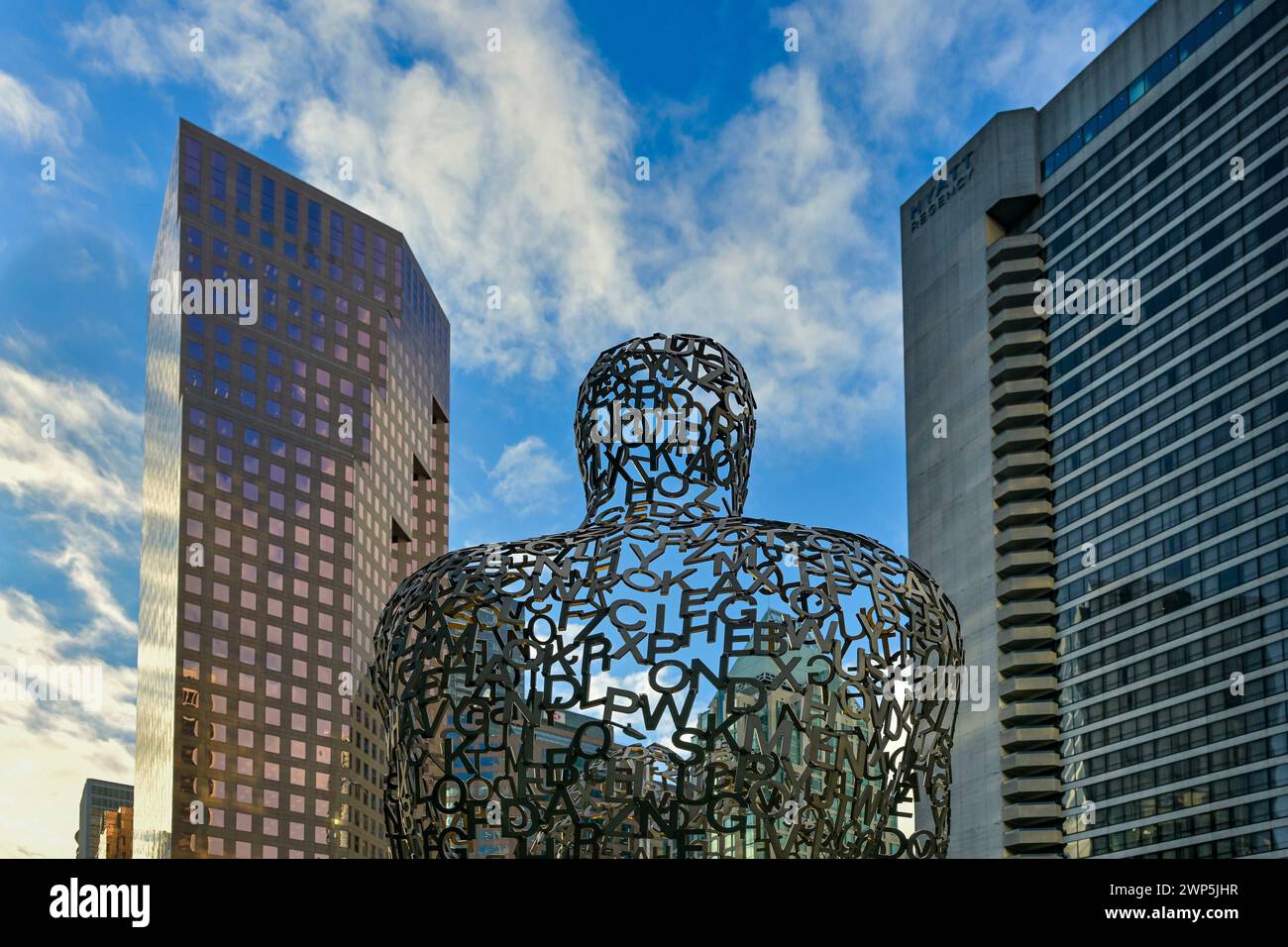 Overflow IV, sculpture, art installation by Spanish Jaume Piensa ...