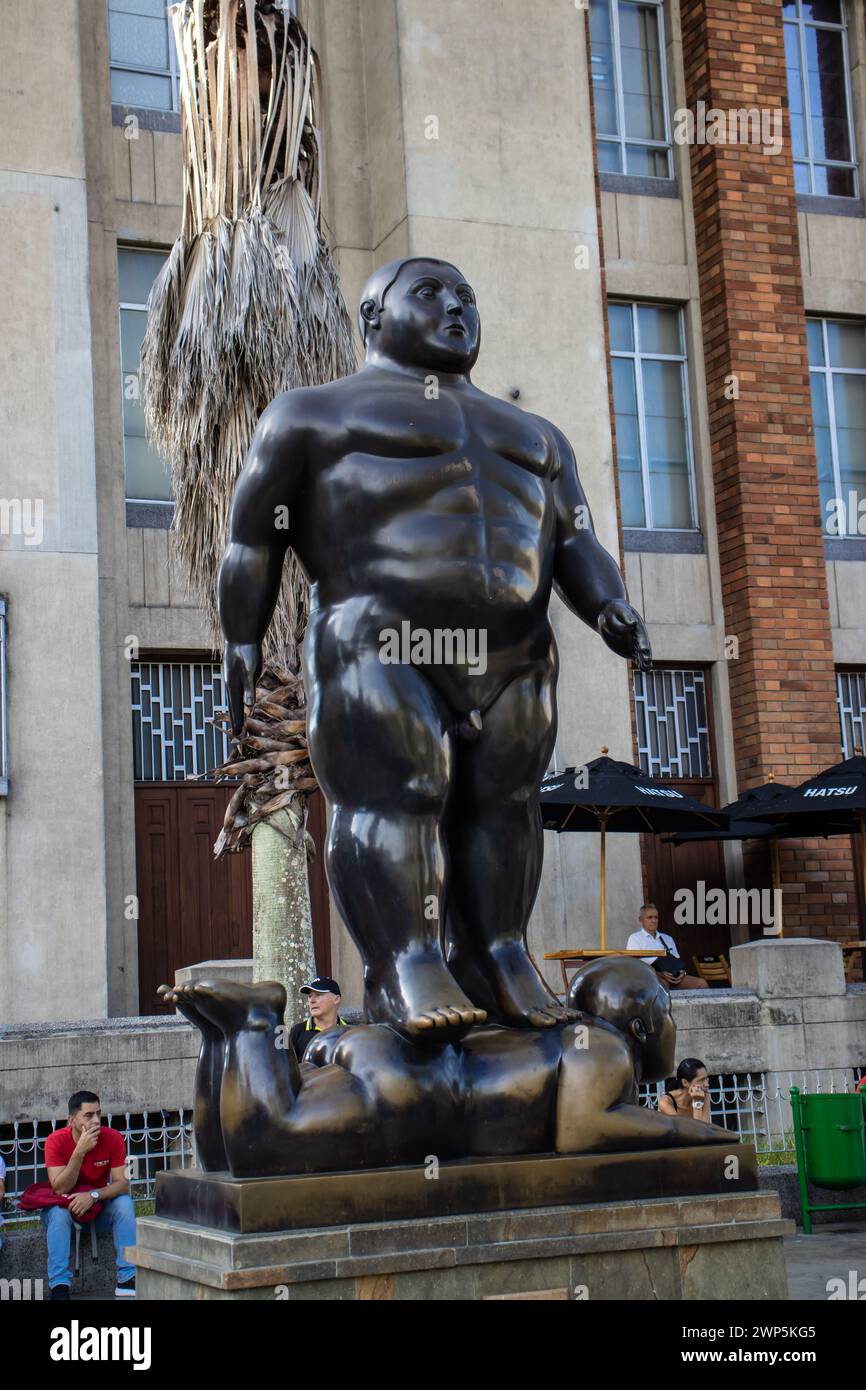 MEDELLIN, COLOMBIA - JANUARY 17, 2024: Walking Man. Bronze sculptures ...