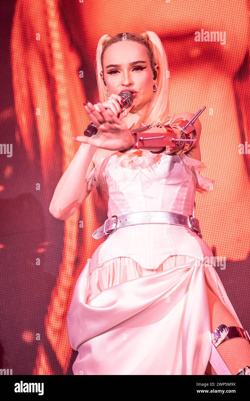 Milan, Italy. 05th Mar, 2024. The German singer-songwriter KIM PETRAS ...