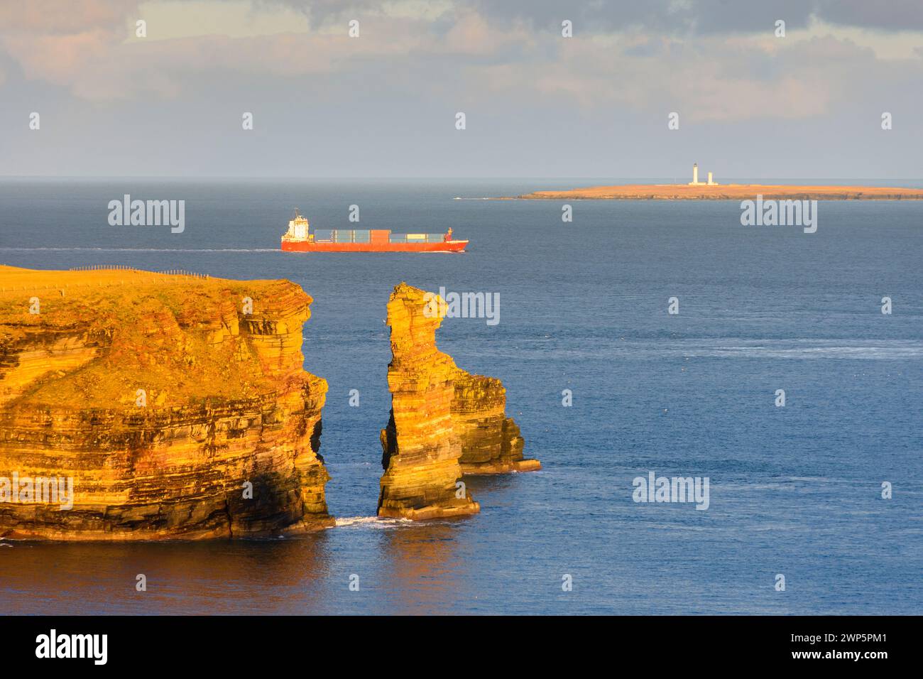 The Knee sea stack off Duncansby Head, from the Stacks of Duncansby ...