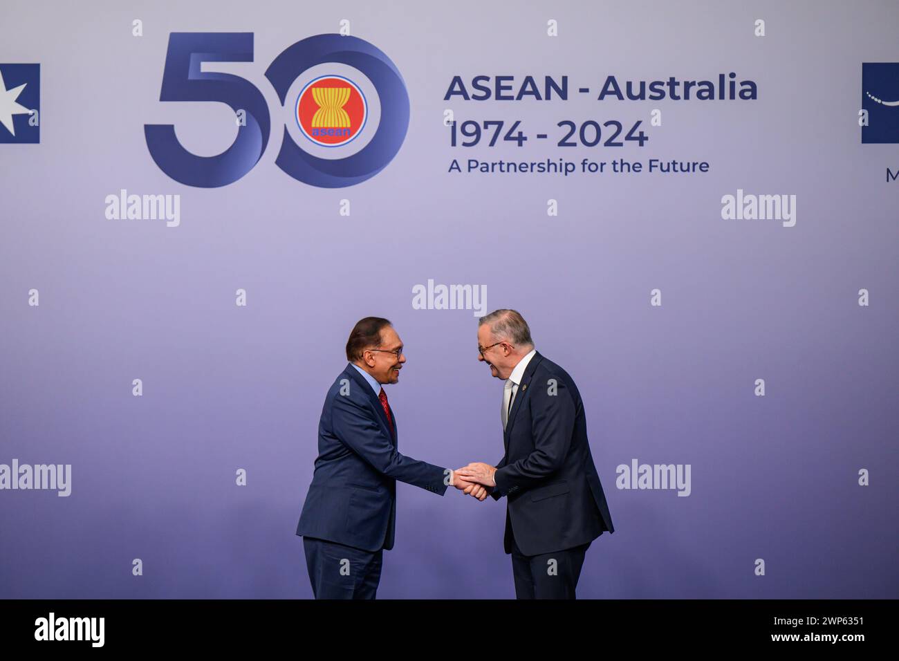 (L-R) Prime Minister of Malaysia, Anwar Ibrahim, and Prime Minister of ...