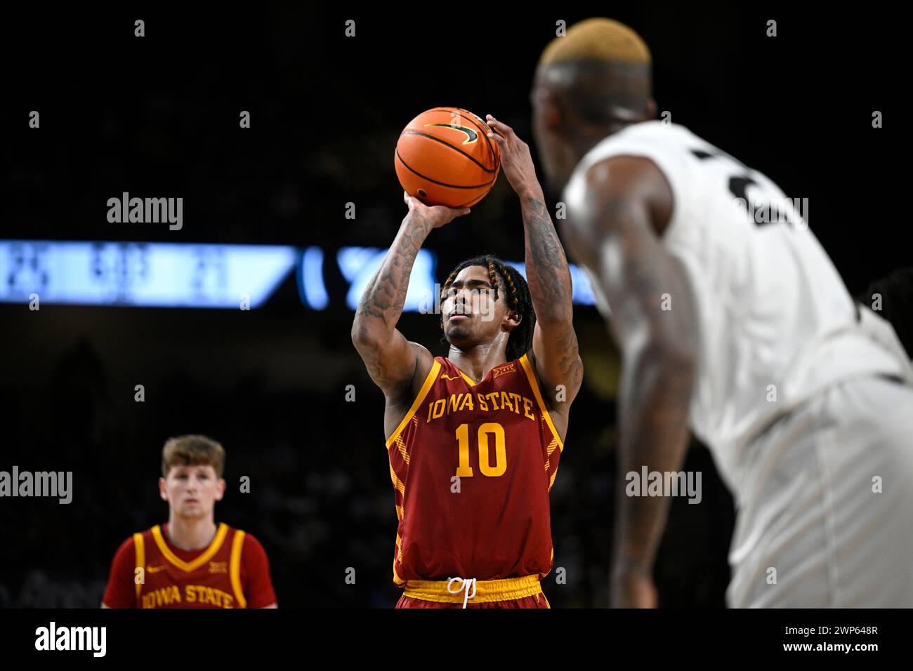 Iowa State guard Keshon Gilbert (10) attempts a foul shot during the ...