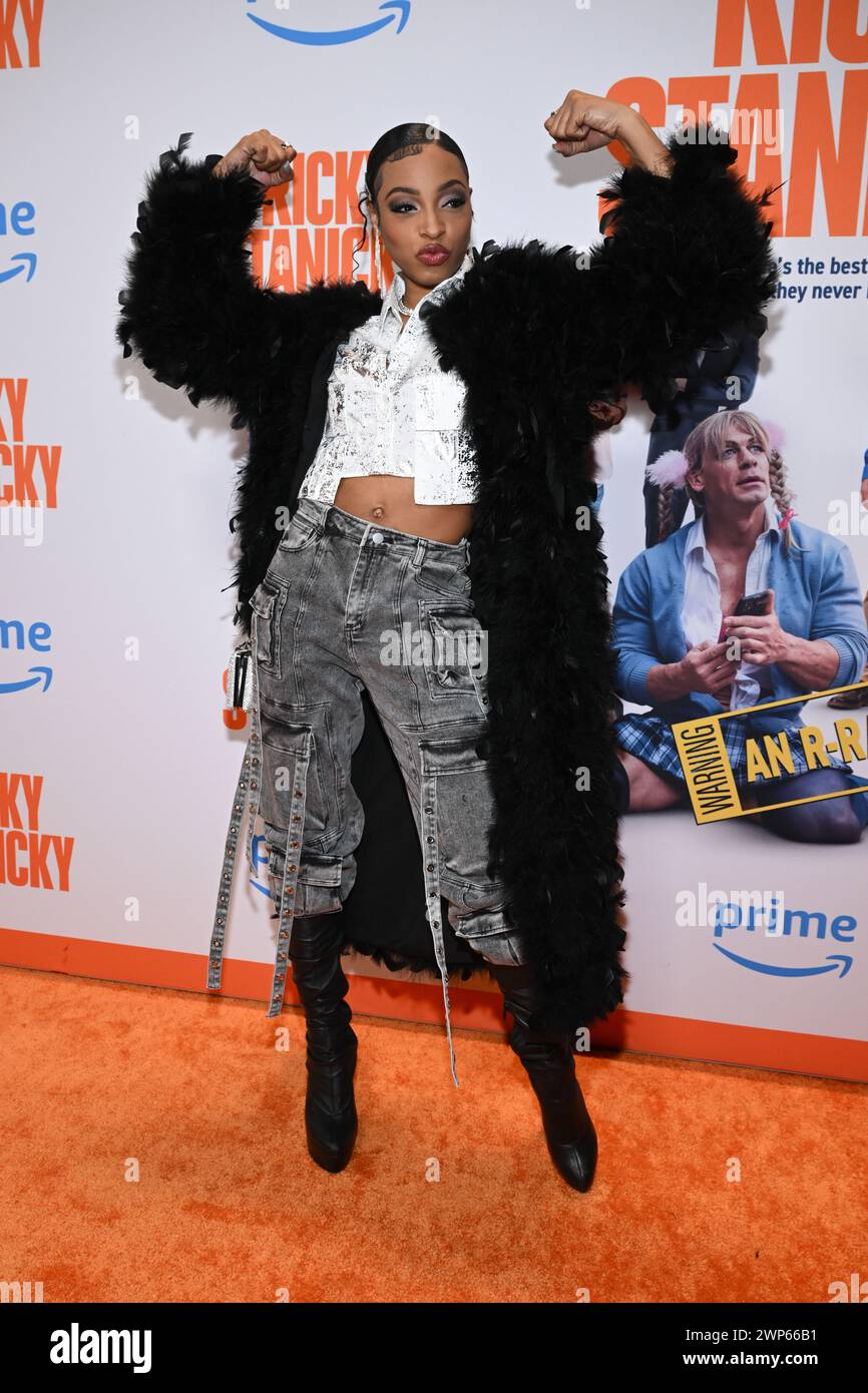 Jamila mustafa hi-res stock photography and images - Alamy