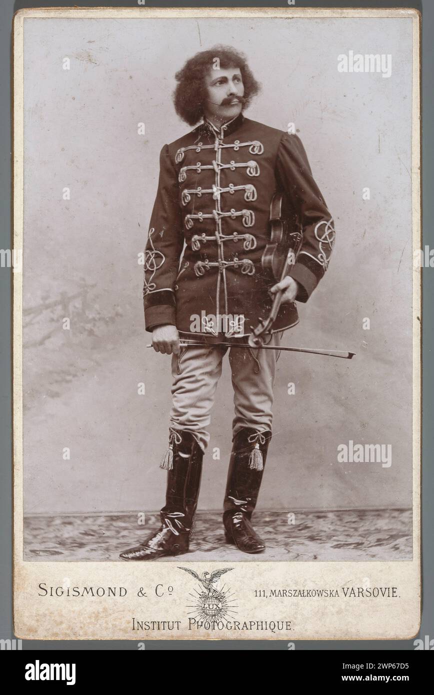 Portrait of the actor in the stage costume, with the violin (the whole ...