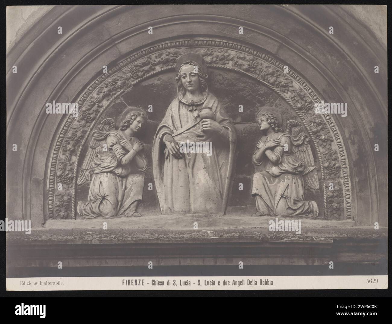 Tympanum of St. Lucia and two angels created by the della Robbia ...