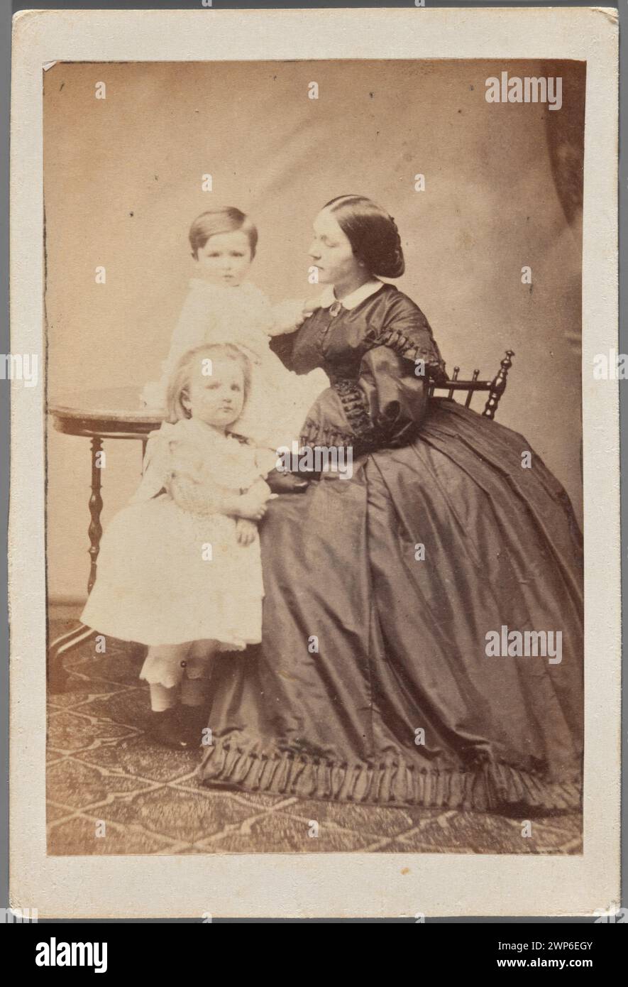 Portrait of Natalia from Drzewicki Tarnowska (1837-1929) from two kids ...