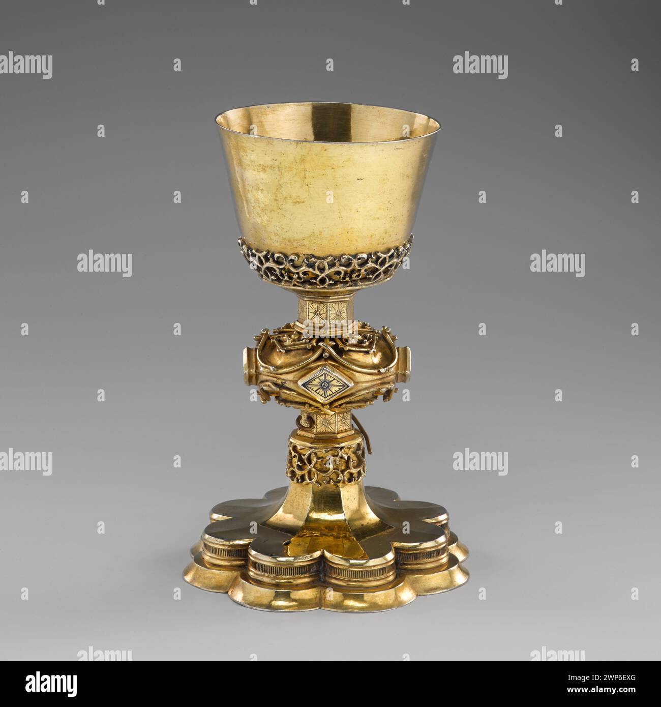 Liturgical cup hi-res stock photography and images - Alamy