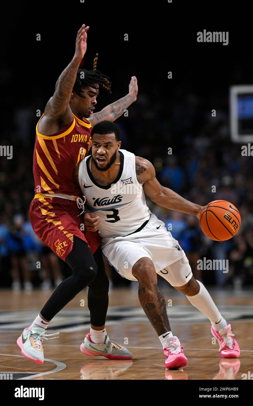 Central Florida guard Darius Johnson (3) is defended by Iowa State ...