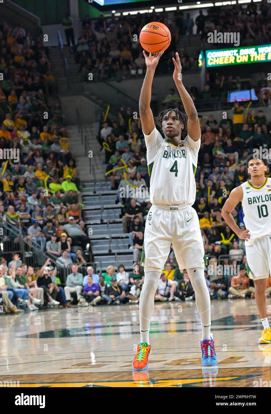 Waco, Texas, USA. 4th Mar, 2024. Baylor Bears guard Ja'Kobe Walter (4 ...
