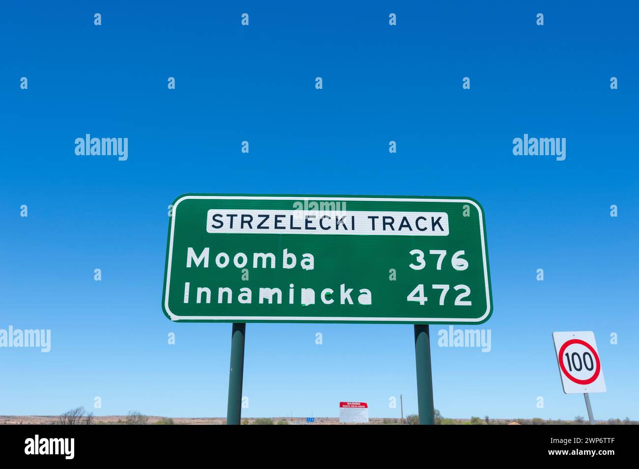 Road sign showing long distances along the Strzelecki Track, South ...