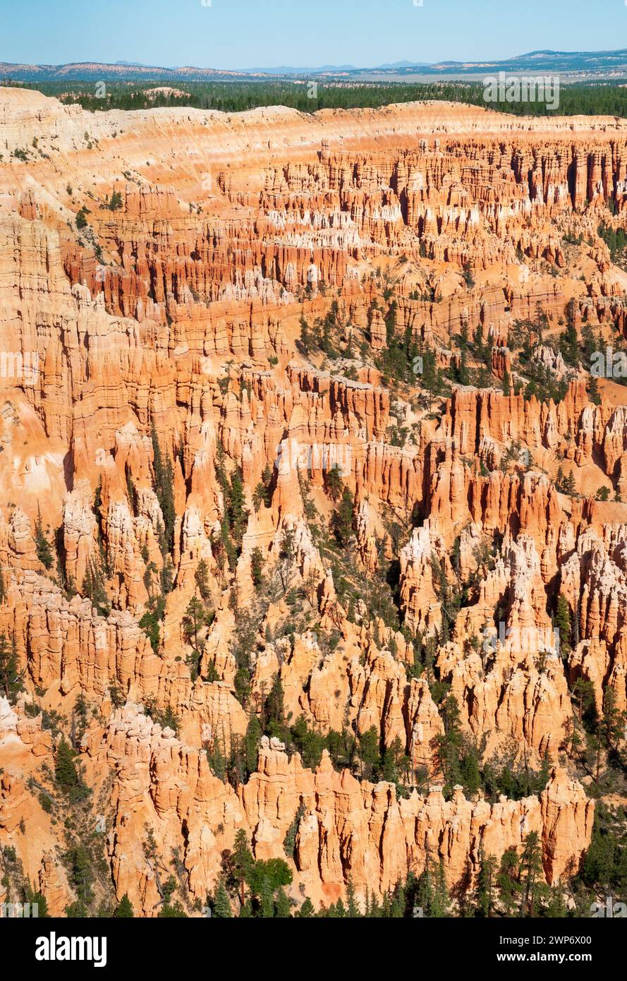 The Bryce Amphitheater at Bryce Canyon National Park in southern Utah ...