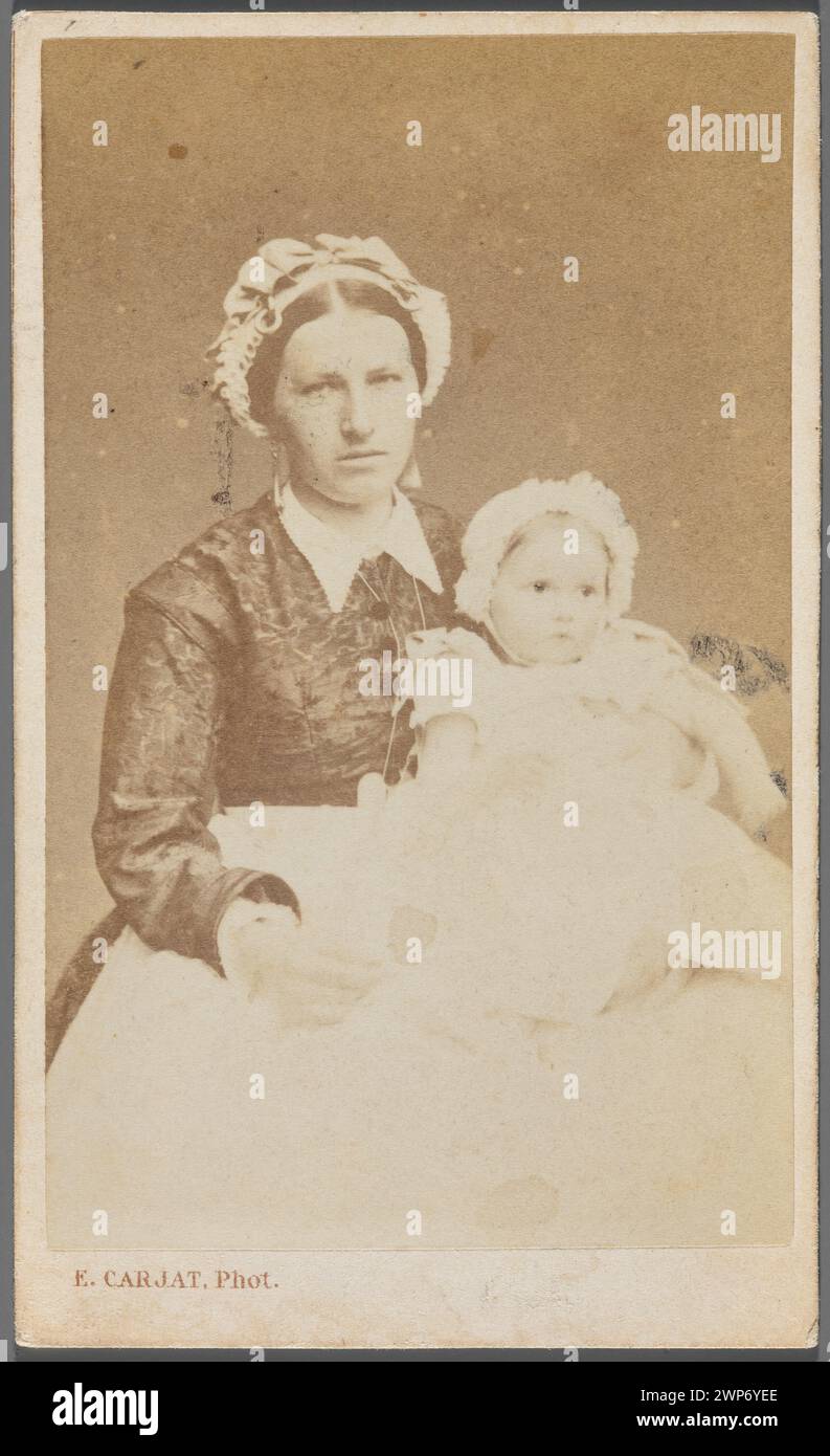 Portrait of Sybilka de Bonneval with her mother, photographed in Paris ...