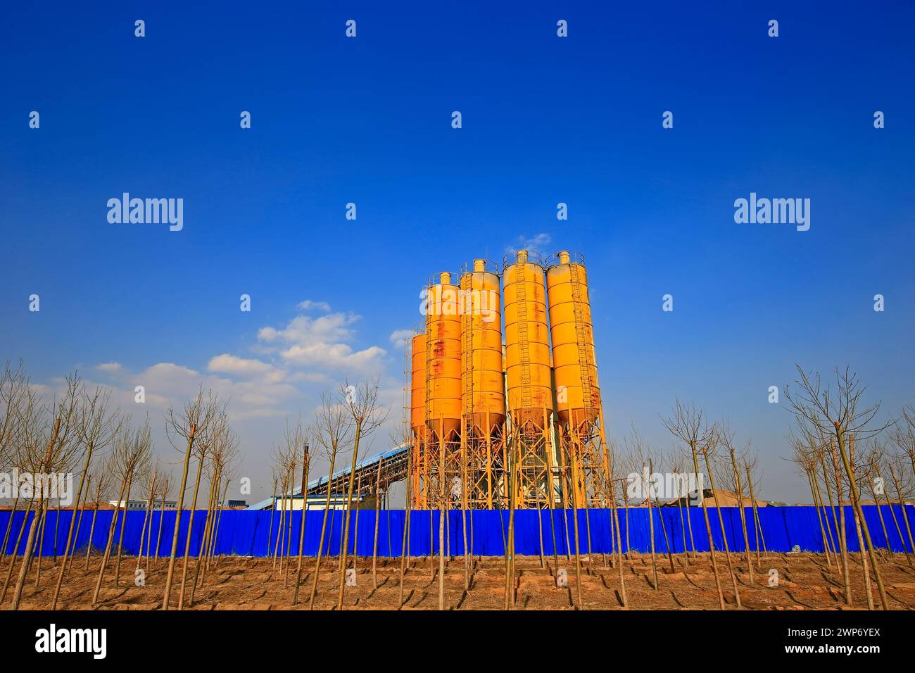 Concrete mixing silo, site construction facilities Stock Photo - Alamy