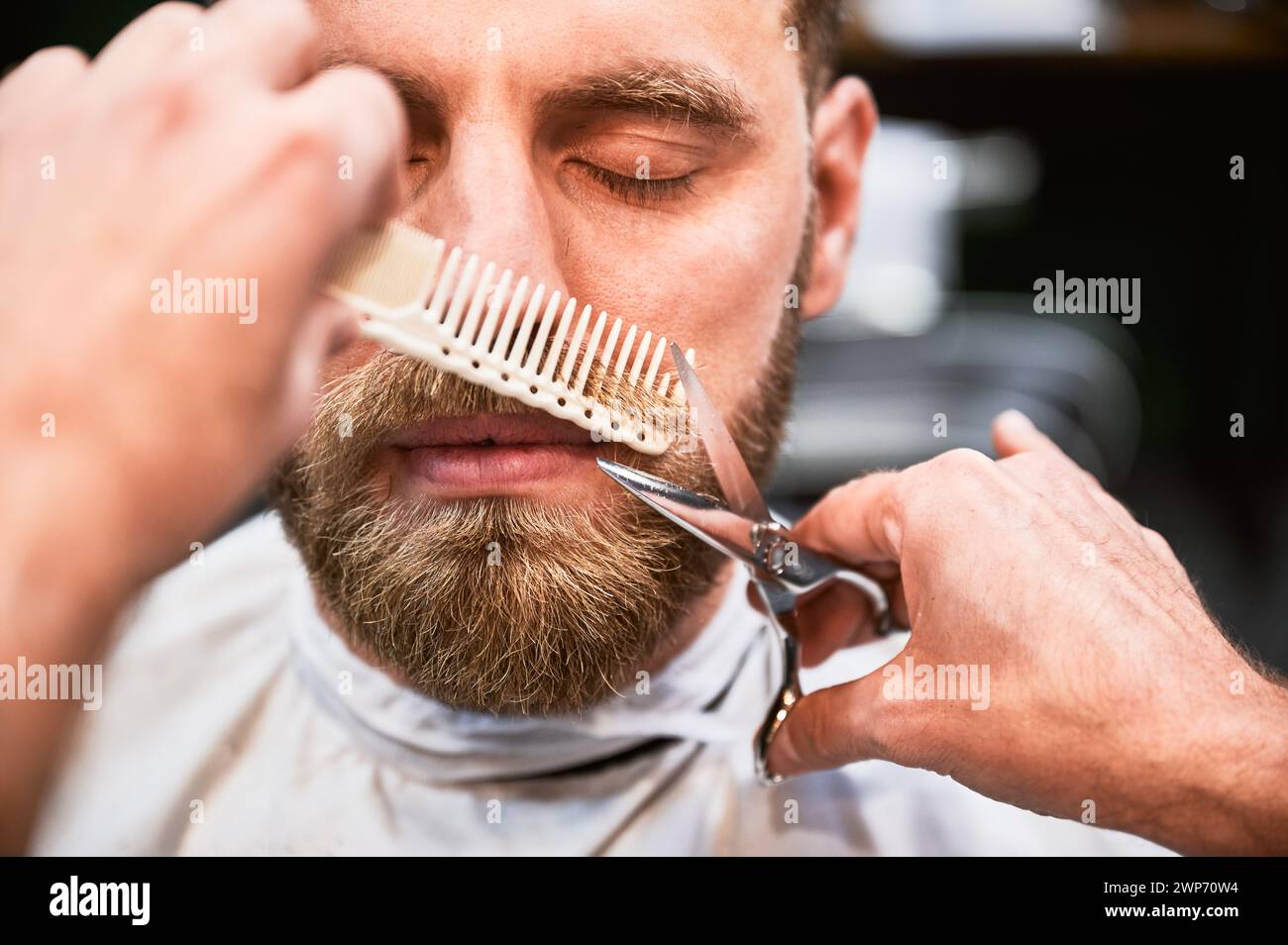 Barber shape up haircut white hi-res stock photography and images - Alamy