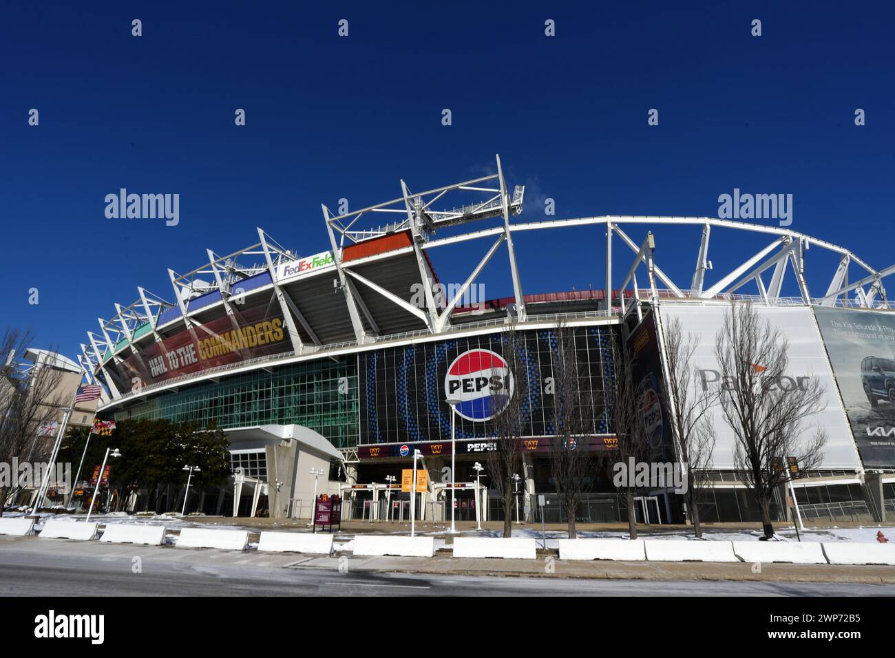 Fedex field view hi-res stock photography and images - Alamy