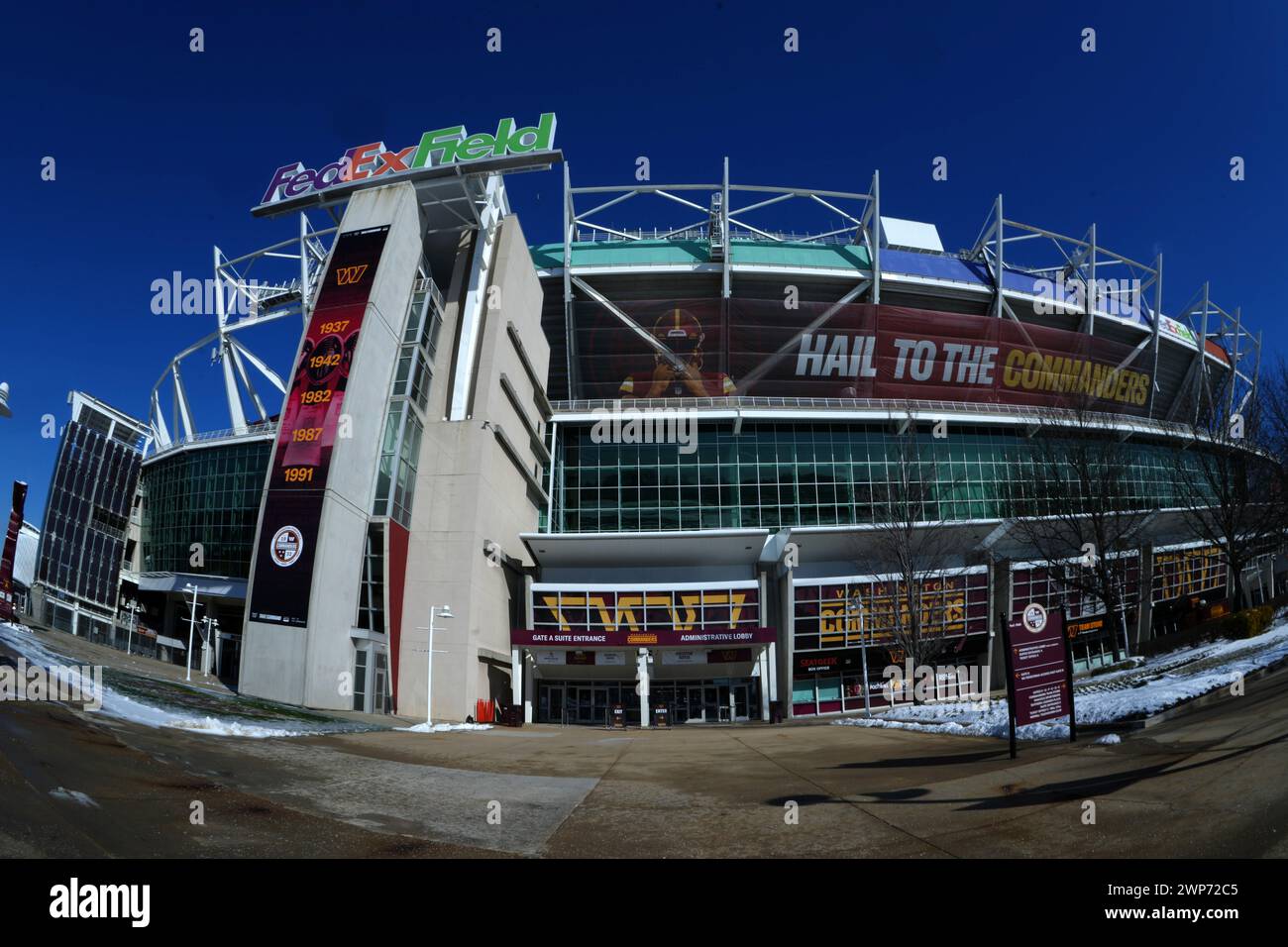 Fedex field view hi-res stock photography and images - Alamy