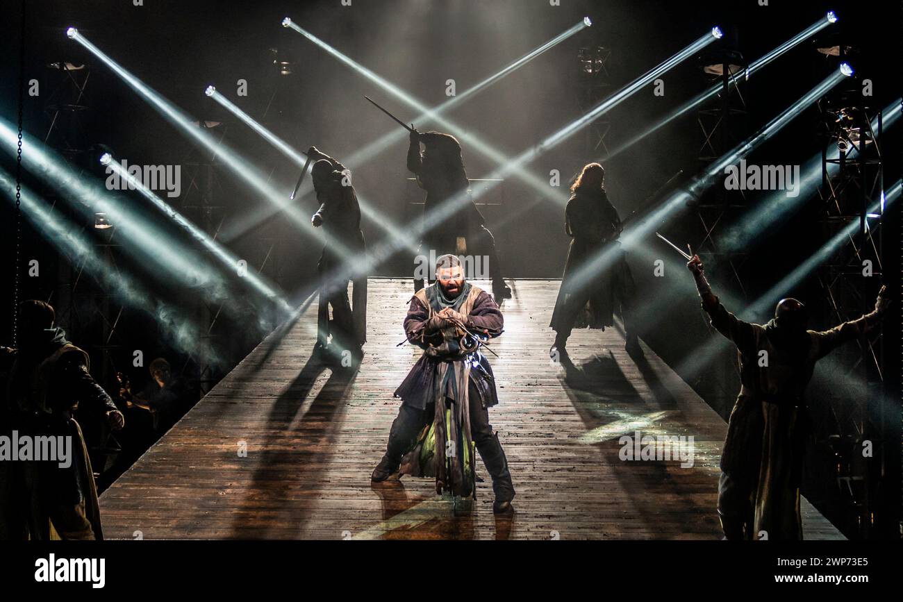 Amy hunter hi-res stock photography and images - Alamy