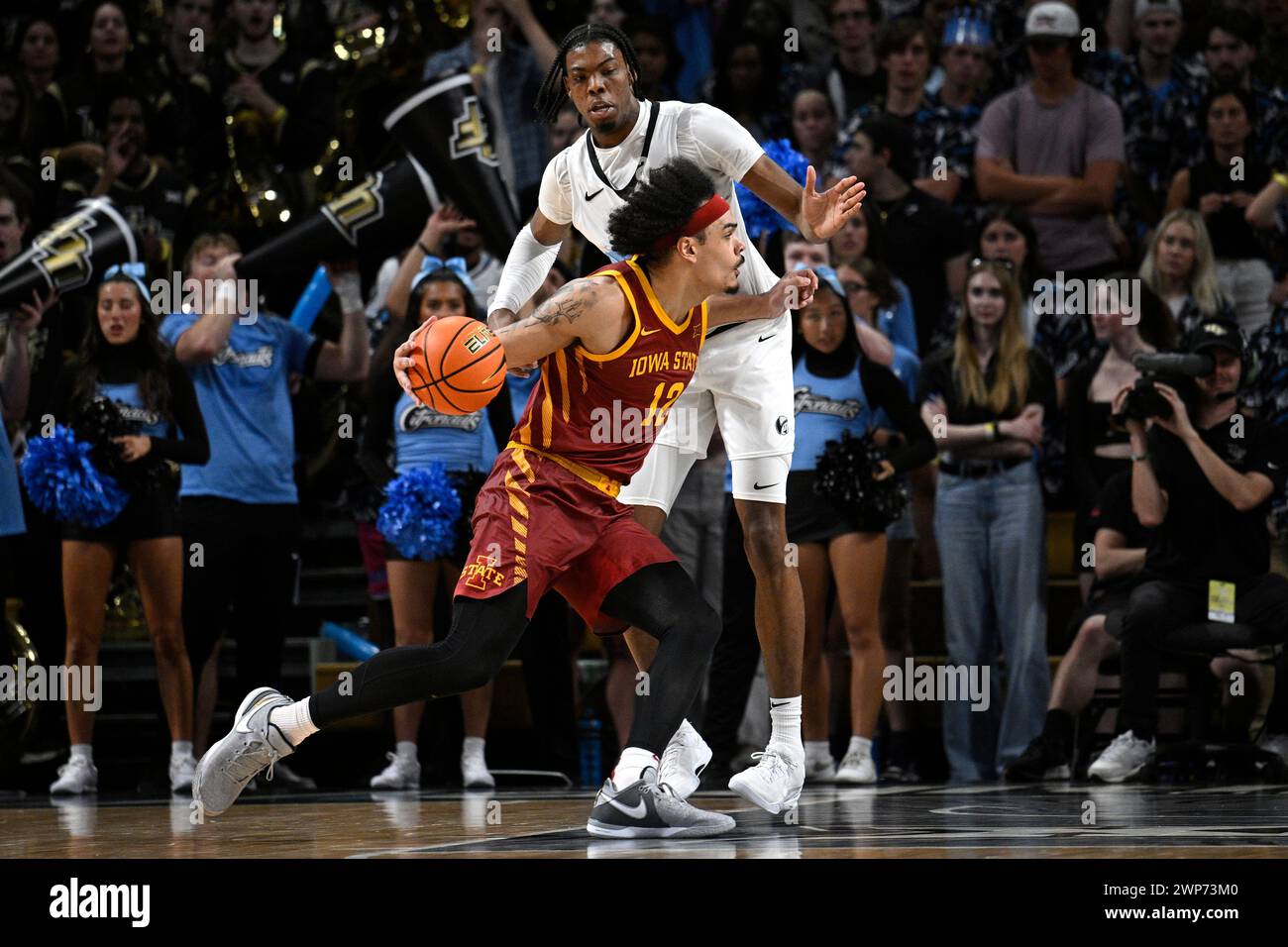 Iowa State forward Robert Jones (12) is defended by Central Florida ...