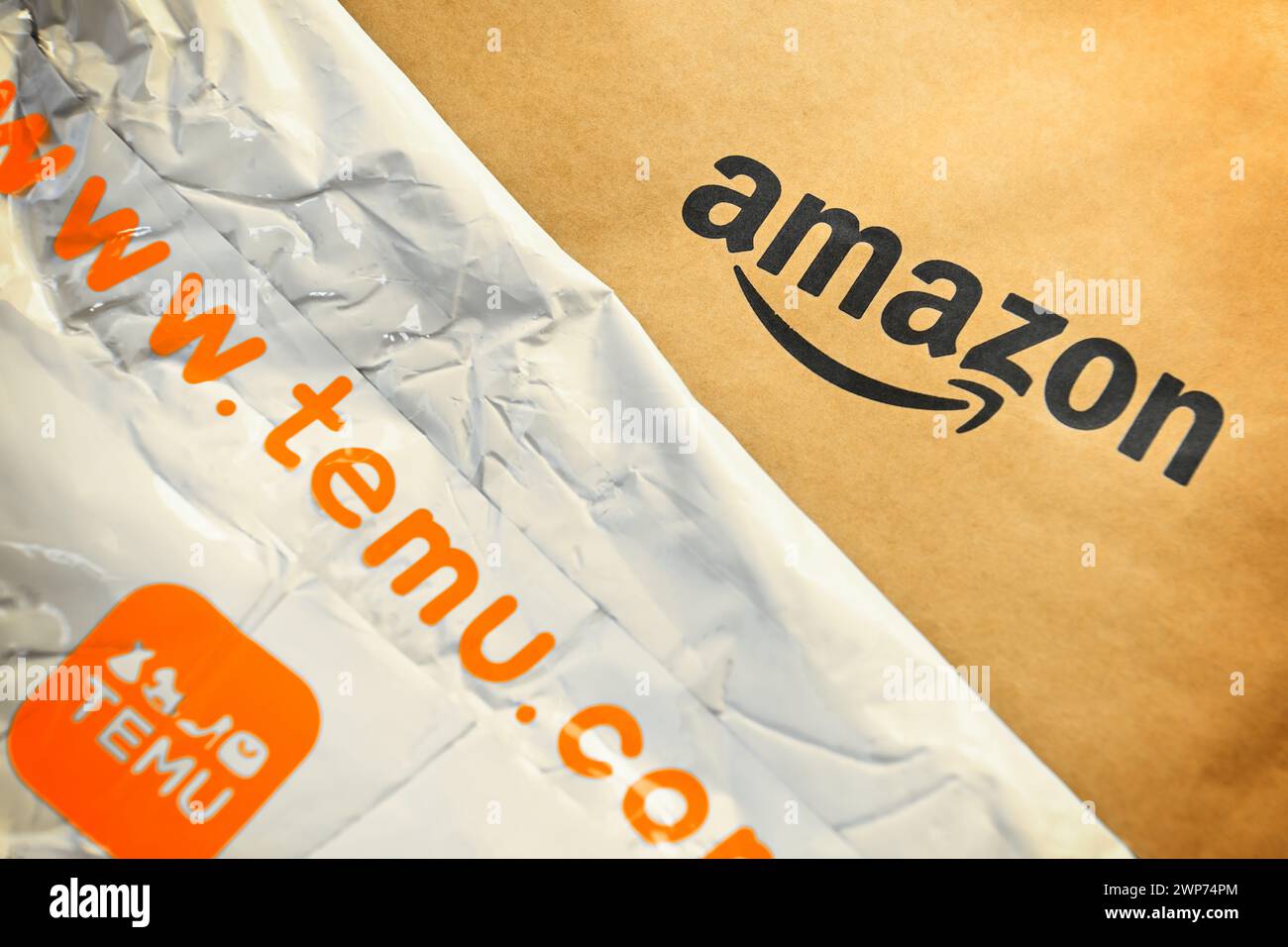 Temu logo hi-res stock photography and images - Alamy