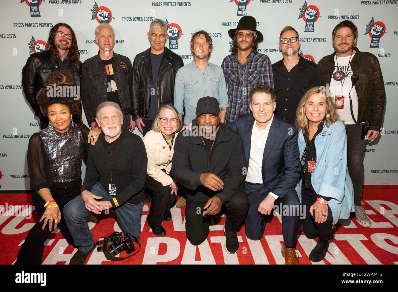 IMAGE DISTRIBUTED FOR SWIFT RIVER PRODUCTIONS - The Foo Fighters ...