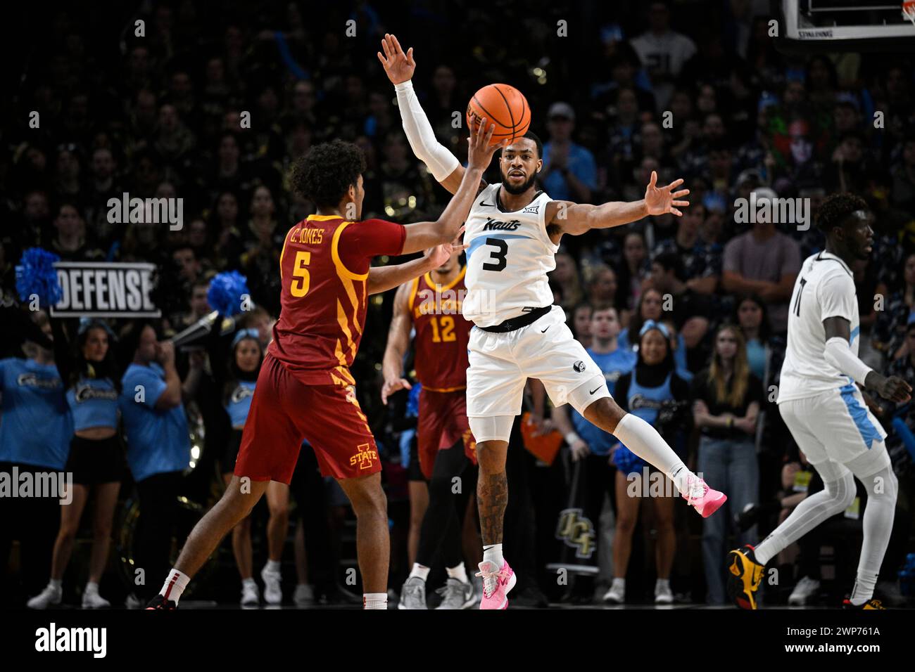 Central Florida guard Darius Johnson (3) defends against Iowa State ...