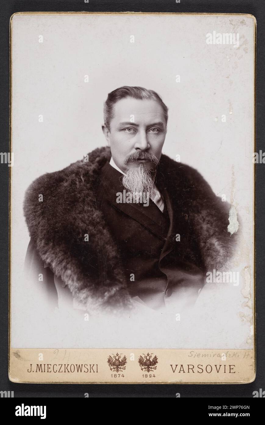 12 cabinet photographs hi-res stock photography and images - Alamy