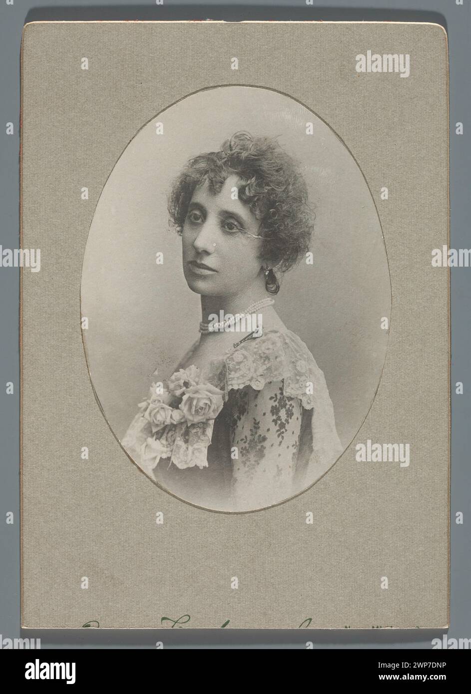 Lucia fl ca 1900 ikonografia hi-res stock photography and images - Alamy