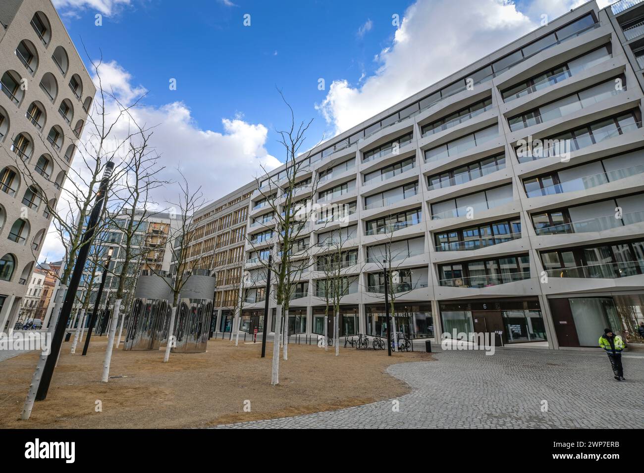 Aaron-Bernstein-Platz, Stadtquartier Am Tacheles, Oranienburger Straße ...