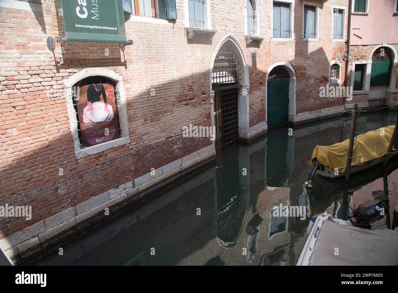 Rio S.Toma in San Polo sestiere in historic centre of Venice, Veneto ...