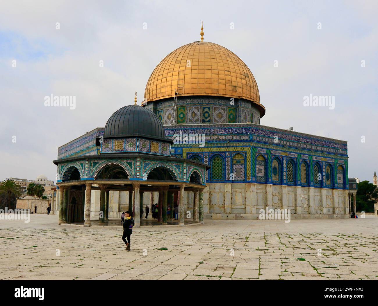 The new Al Aqsa Islam Cultural Center on the Temple Mount in the Old ...