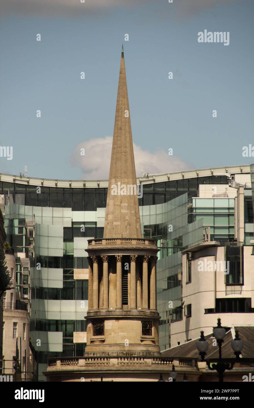 Featuring its grand architecture hi-res stock photography and images ...