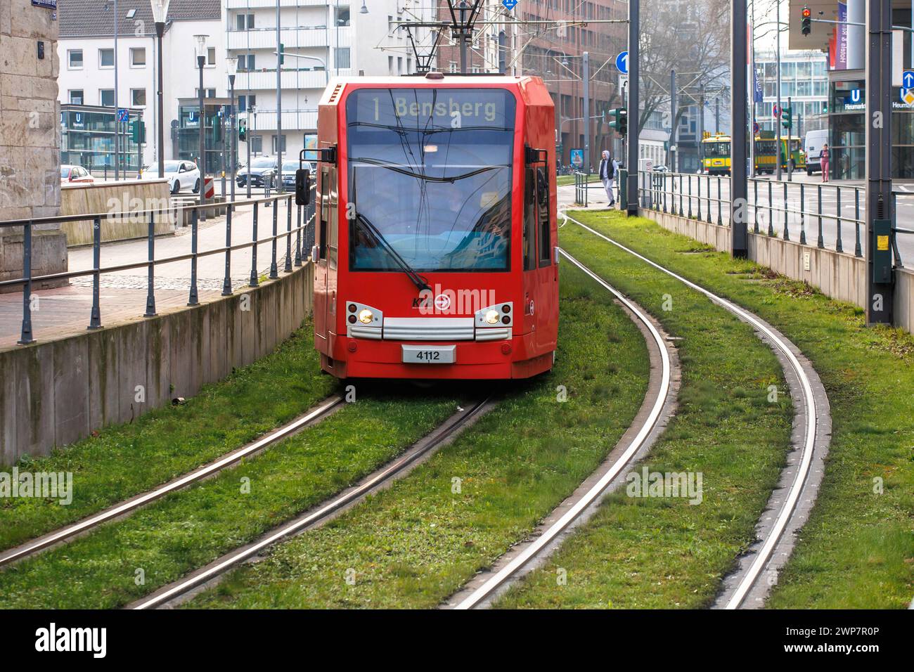 Greened track bed hi-res stock photography and images - Alamy