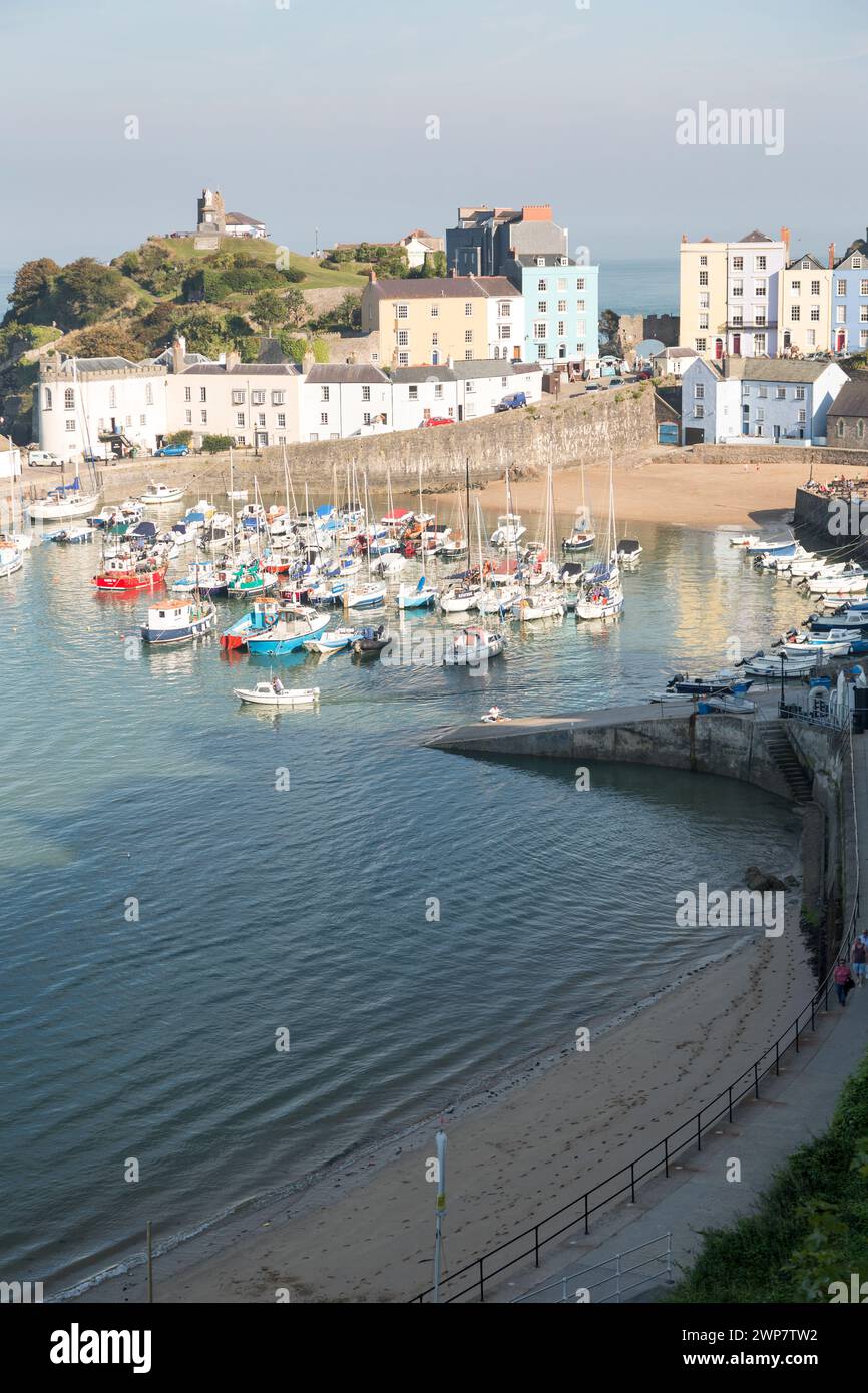 Tenby harbour view hi-res stock photography and images - Alamy