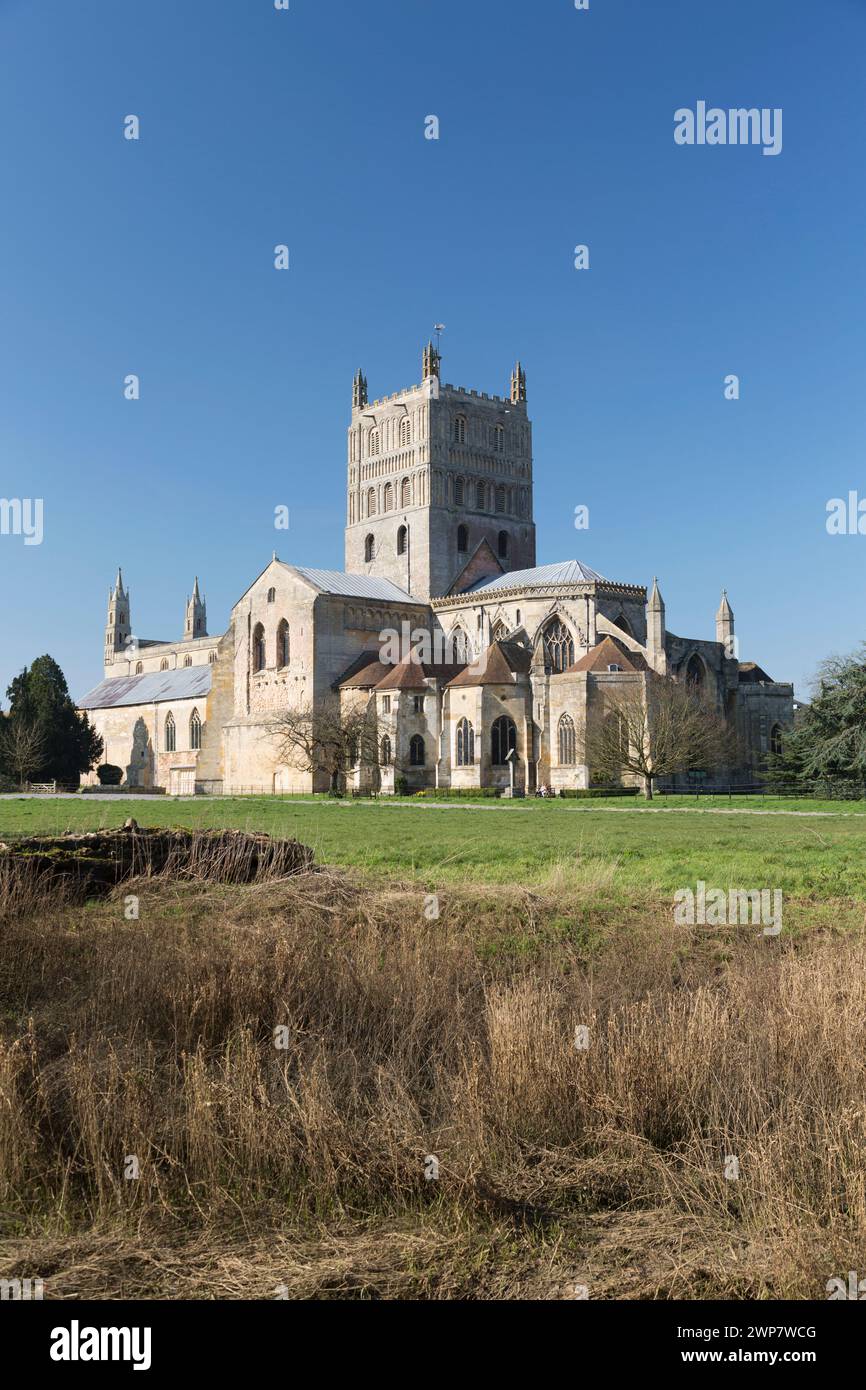 Architecture of tewkesbury abbey hi-res stock photography and images ...