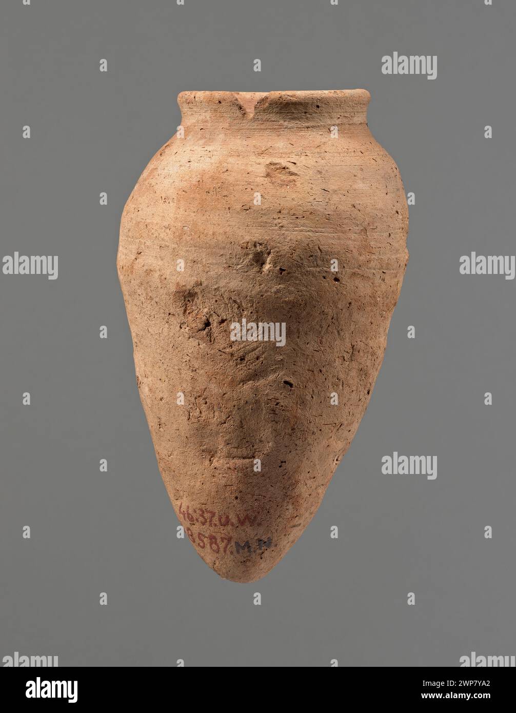 Ceremonial vessel featuring hi-res stock photography and images - Alamy