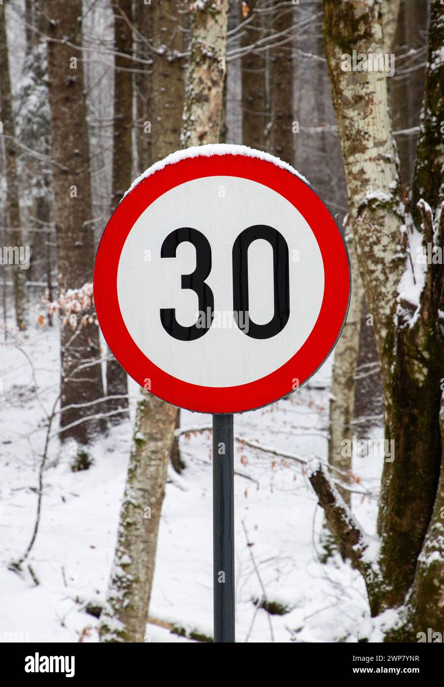 Traffic speed warning indicator hi-res stock photography and images - Alamy