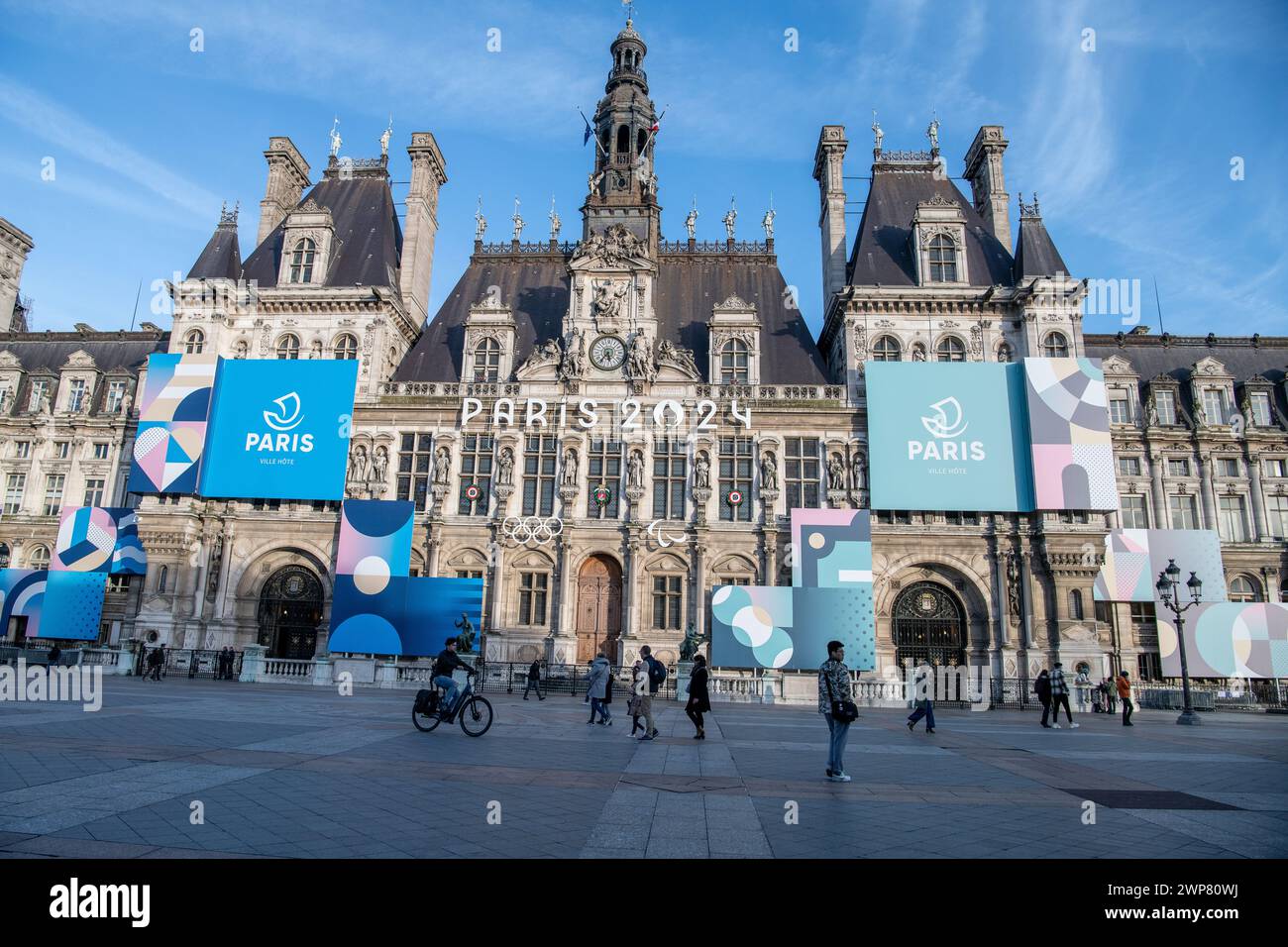 Paris jo 2024 affiche hi-res stock photography and images - Alamy