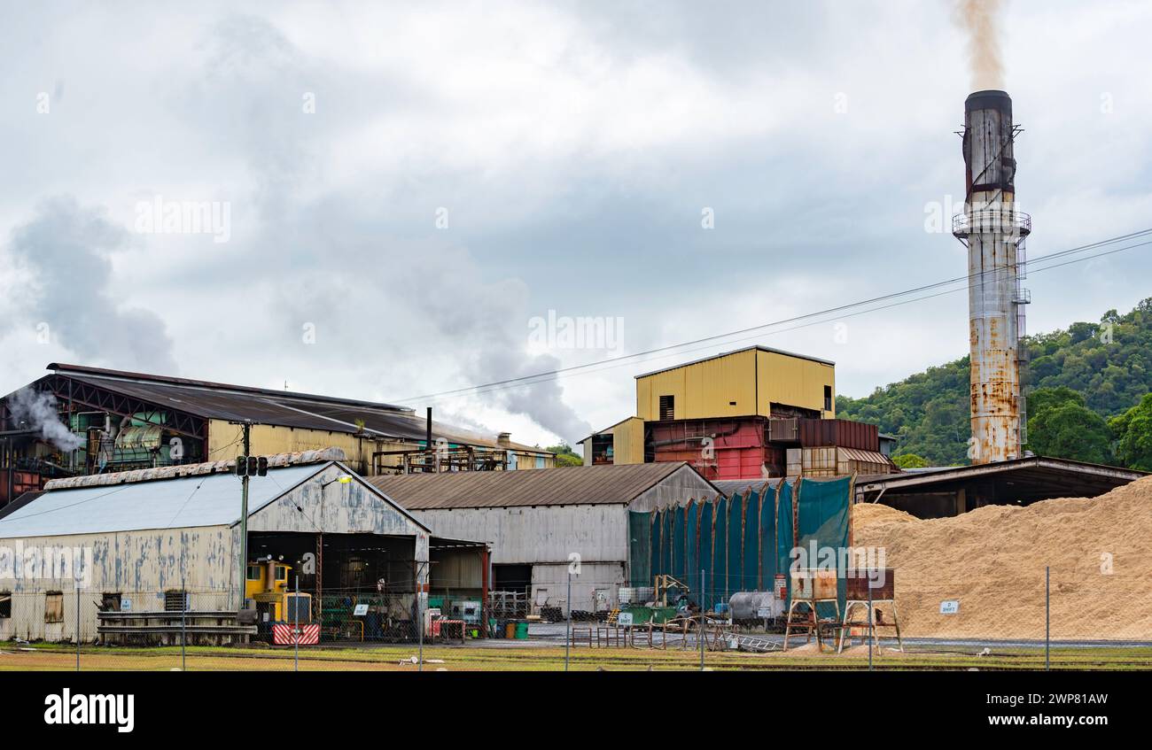Australian sugar cane mills hi-res stock photography and images - Alamy