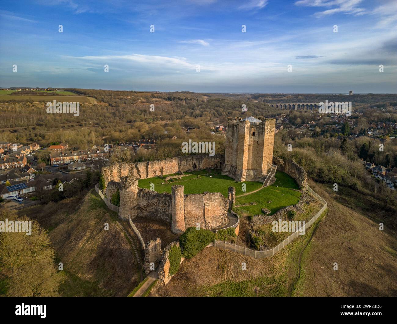 Conisbrough castle aerial hi-res stock photography and images - Alamy