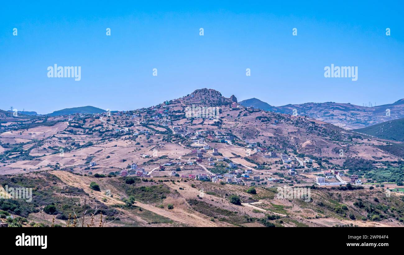 Top view mountains hills green hi-res stock photography and images - Alamy