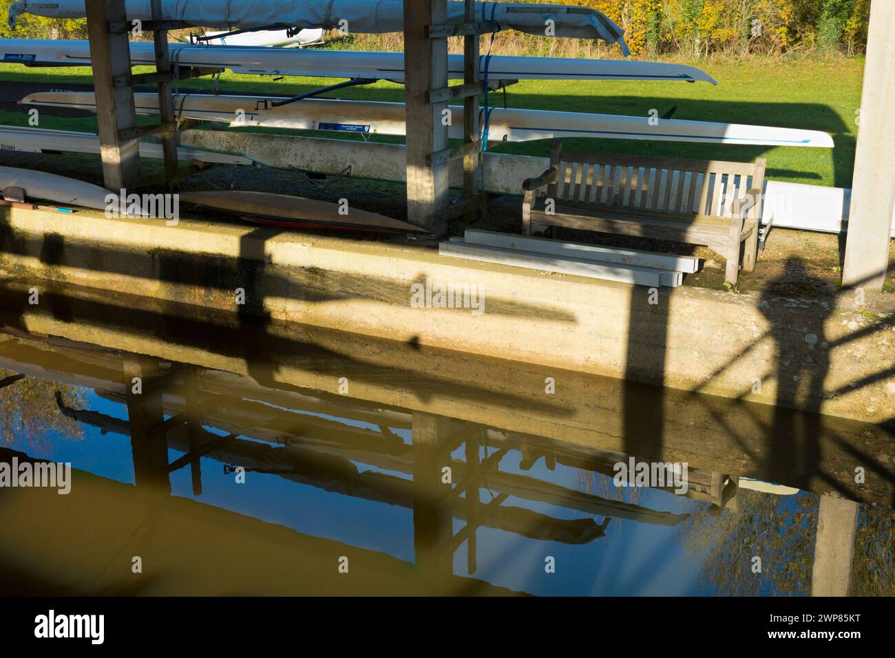 Founded in 1921 and located on a beautiful part of the Thames in ...